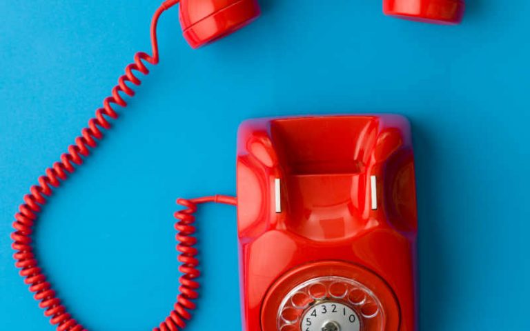 Almost half of customer service issues being left unresolved in ...